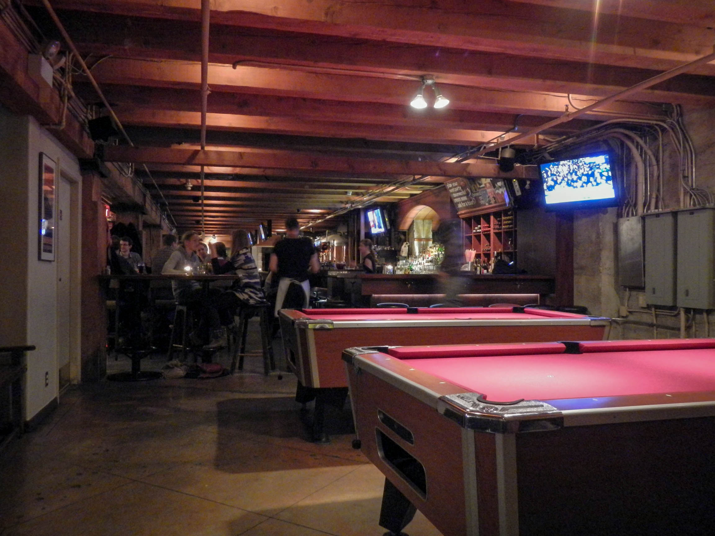 Steamworks Brew Pub | Review | Vancouver, BC | Gastown