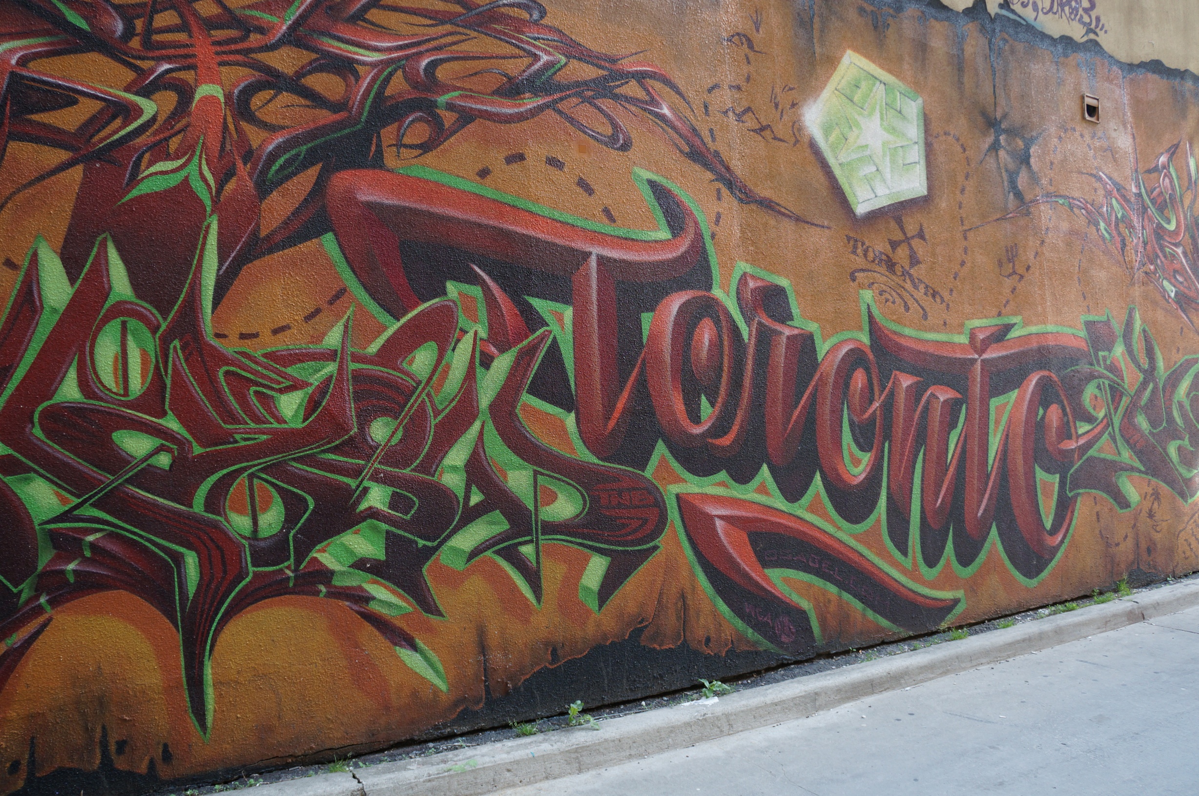 Toronto Graffiti Tour | Photo Essay | Walking Tour | Pictures