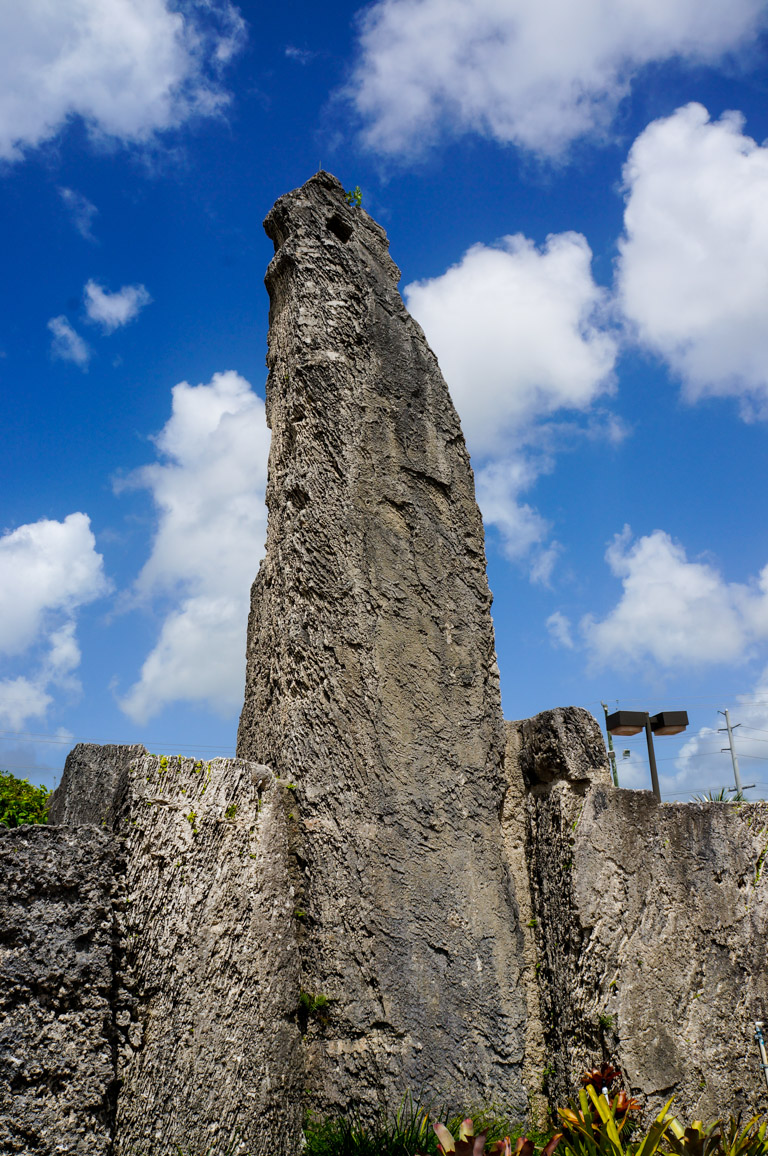 Coral Castle | Tribute to Love in Limestone | Miami | Review | Photo